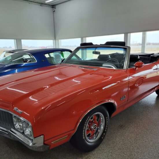 1970 Oldsmobile Cutlass 442 Convertible – Custom Rods and Muscle
