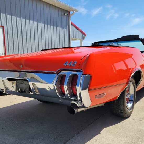 1970 Oldsmobile Cutlass 442 Convertible – Custom Rods and Muscle